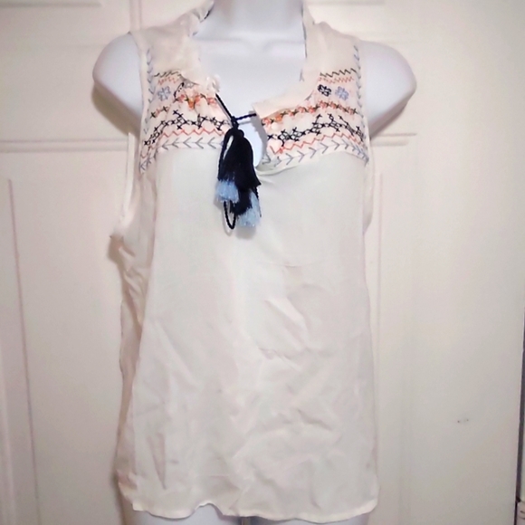 always indigo | Tops | Always Indigo White Sleeveless Embroidery Womens ...